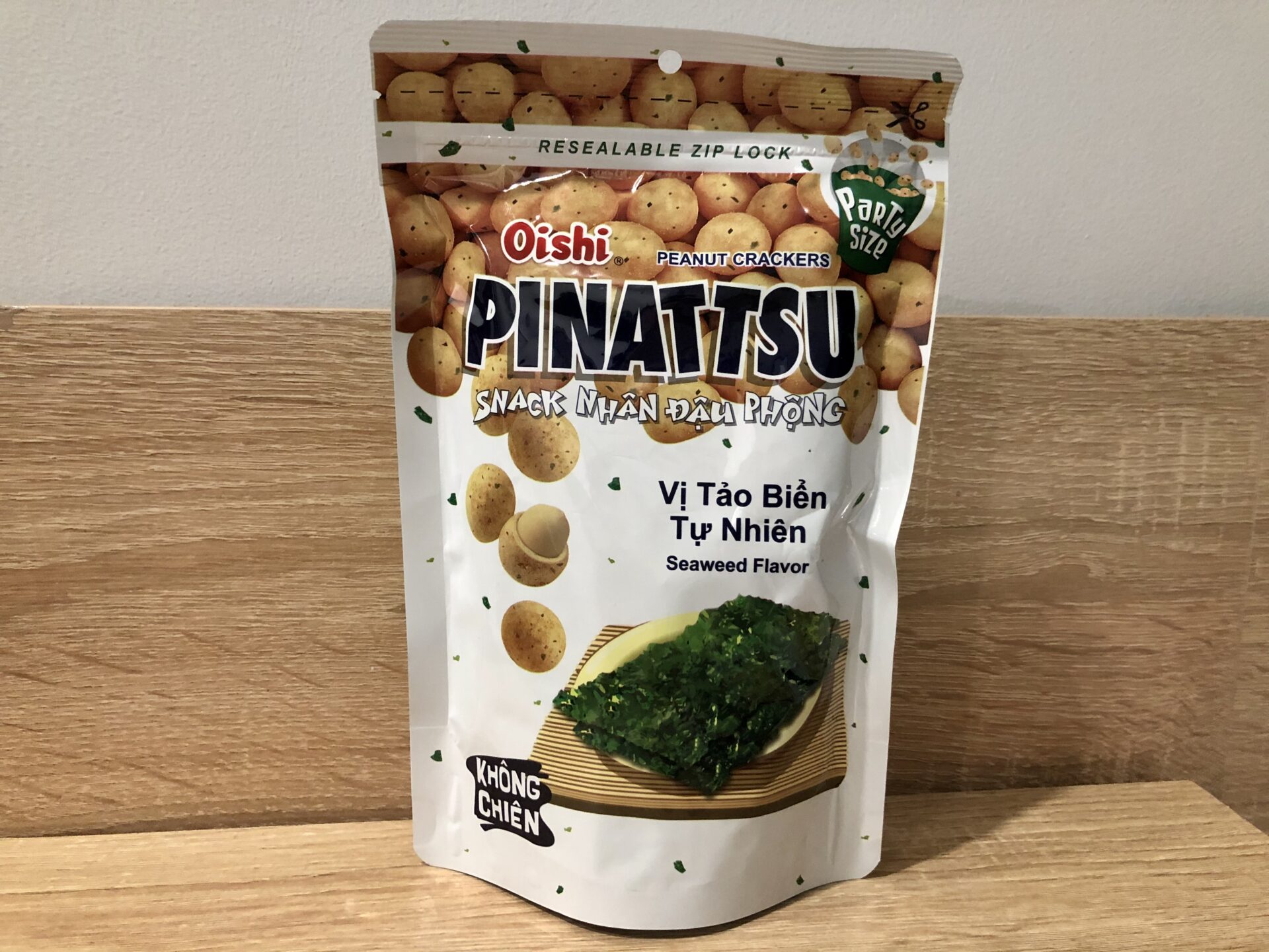 安くておいしい「Oishi – PINATTSU Seaweed Flavor」