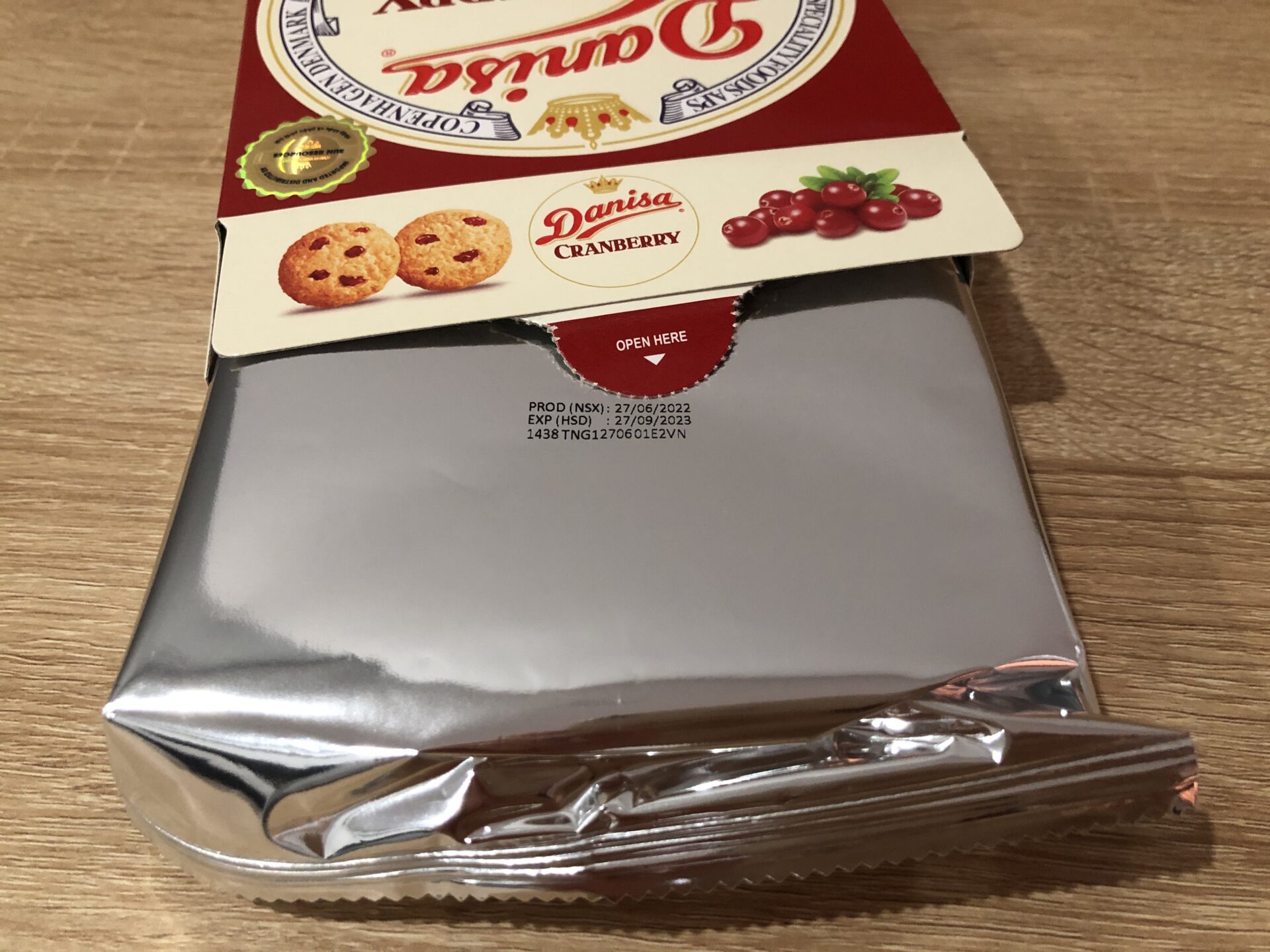 やっぱ見た目とは…「Danisa CRANBERRY」
