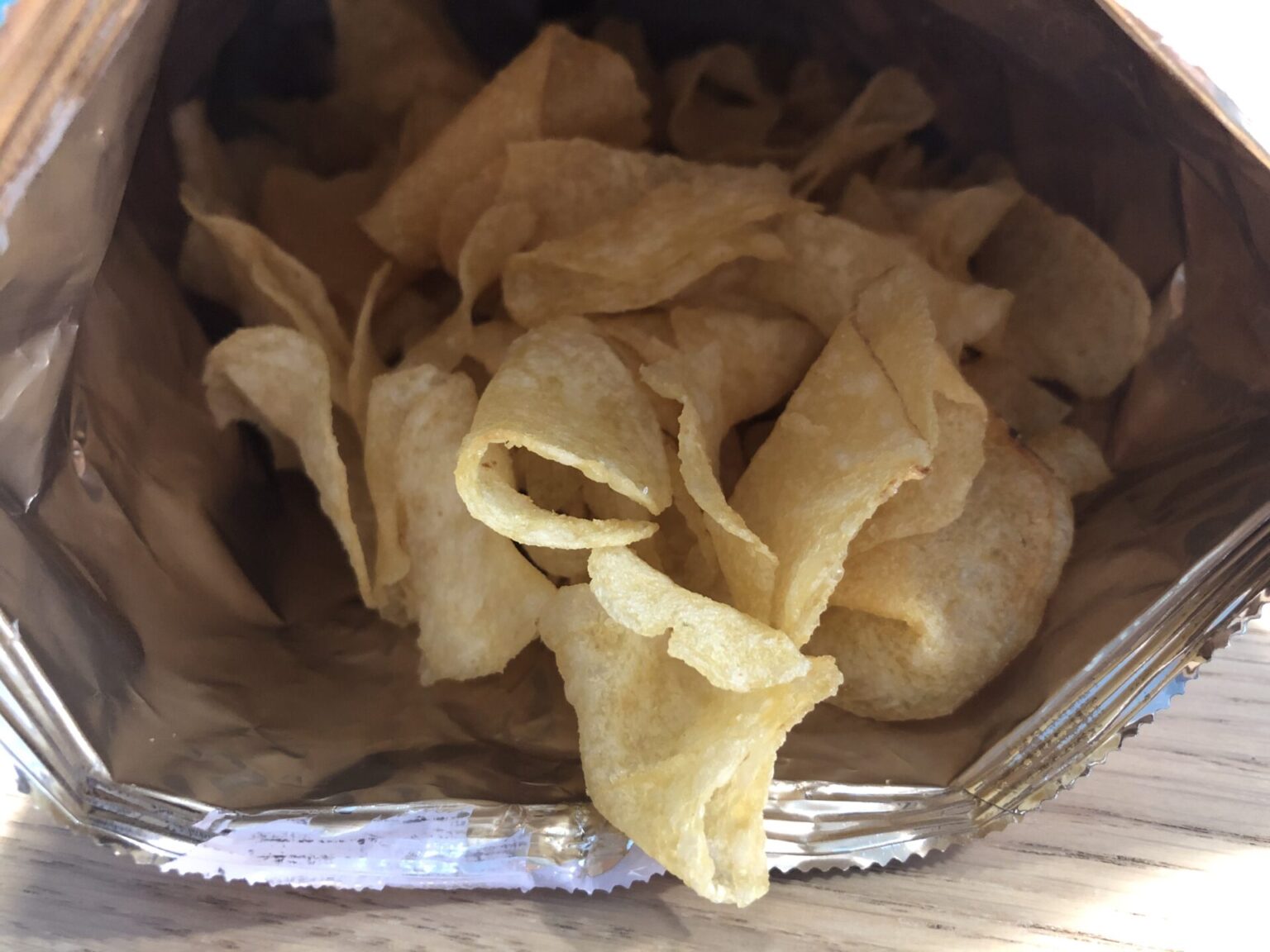 洒落たポテチ「Rubio snack – Himalayan salt POTATO CRISPS」